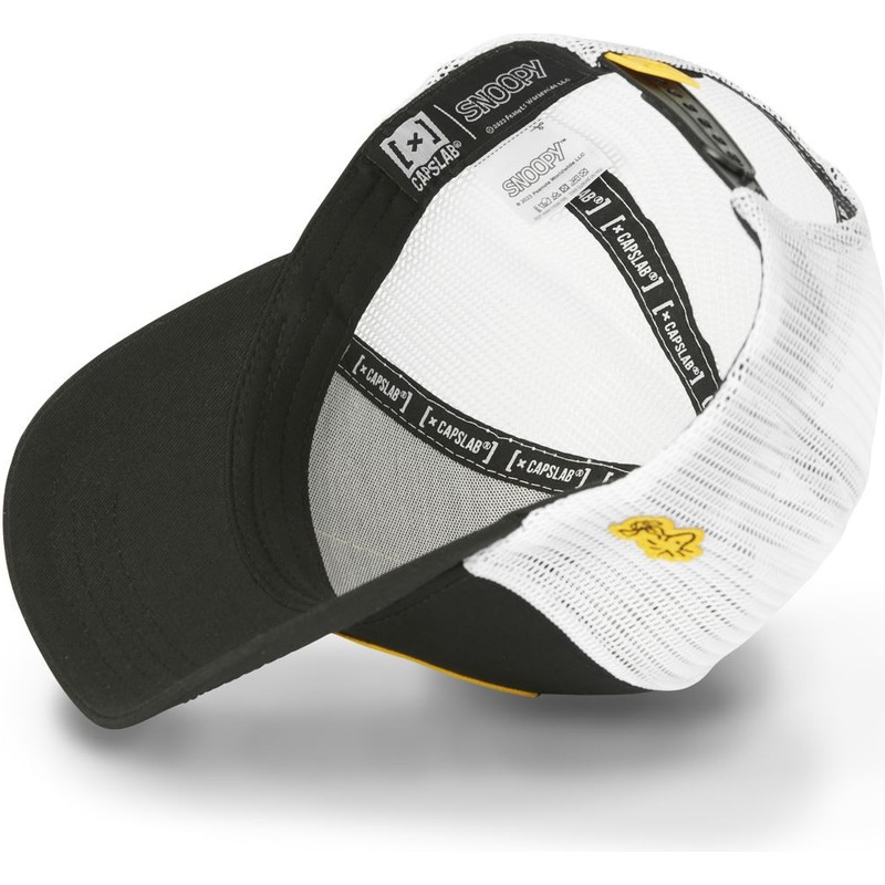 Capslab Snoopy DO2 Peanuts Black and White Trucker Hat: Caphunters.co.uk